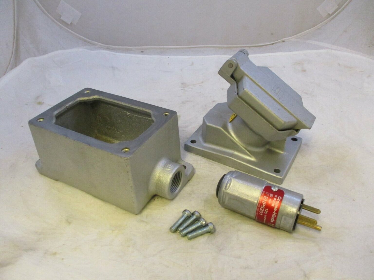 Crouse Hinds ENR21201+ENP5201, Explosion Proof, COMPLETE SET DEADEND ...